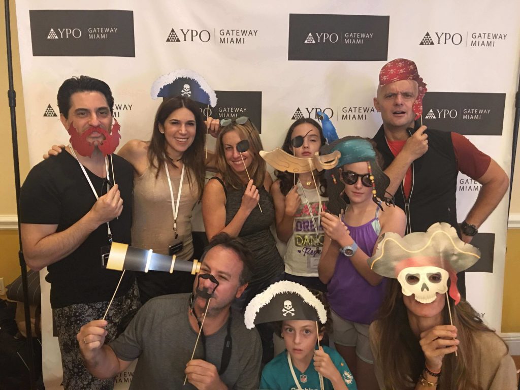 5 Tips to Ensure Your Corporate Event is Done Right - Strayboots