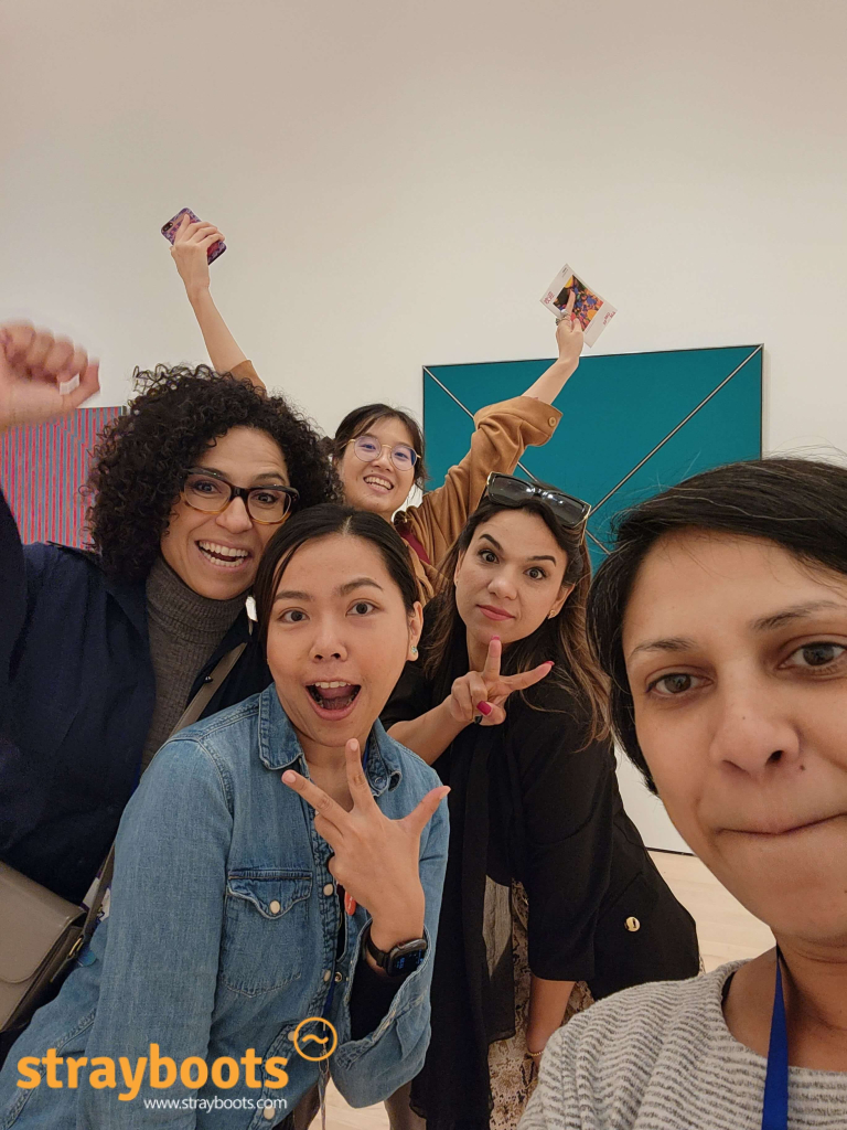 Paris Team Building Activities and Scavenger Hunts - Strayboots